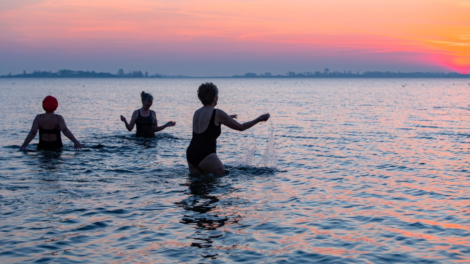 Kolde havdyp og smukke solopgange - læs med her, hvis du gerne vil vinterbade på Ærø